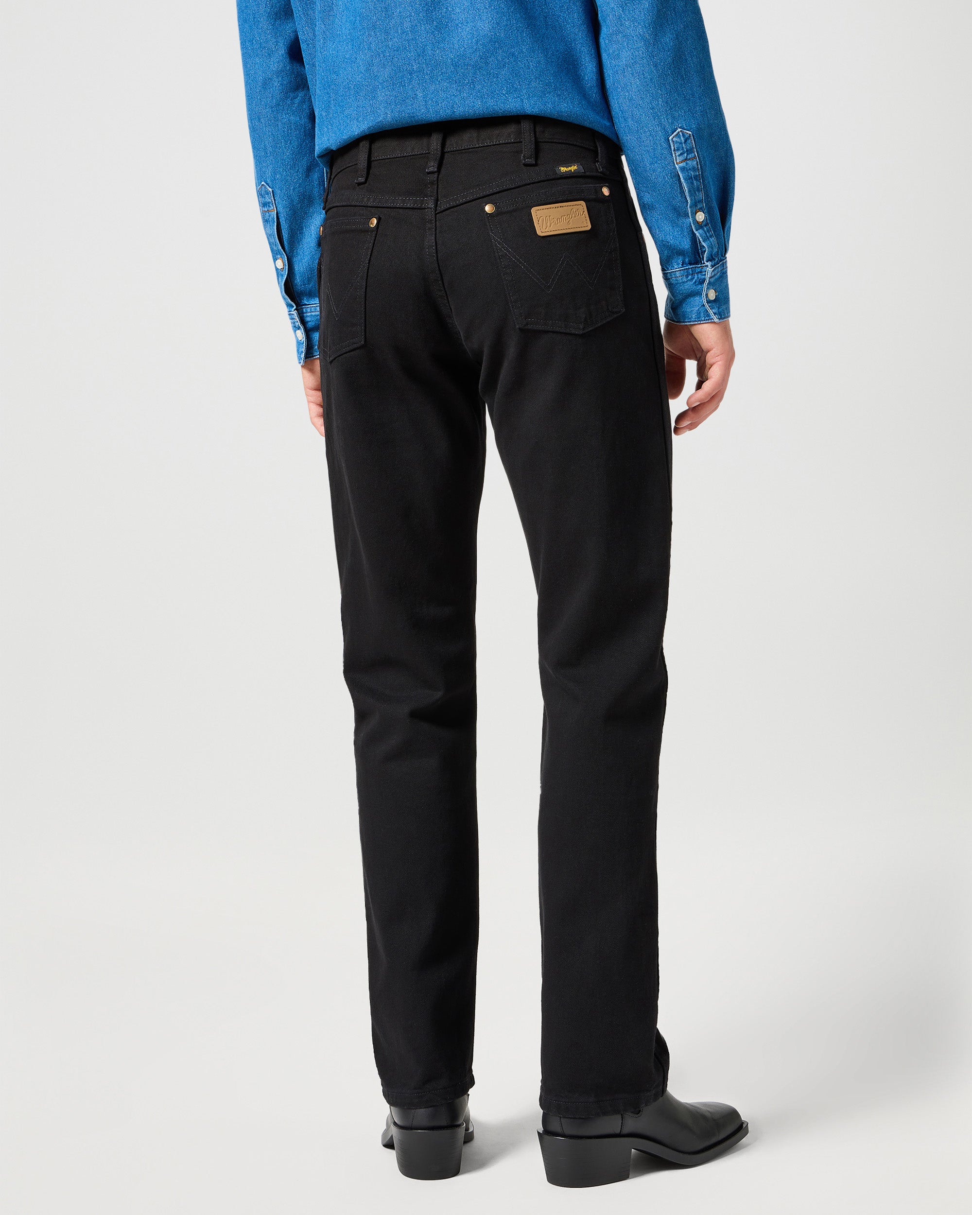 Wrangler 13MWZ Original Cowboy Cut Mens Jeans - Shadow Black – JEANSTORE