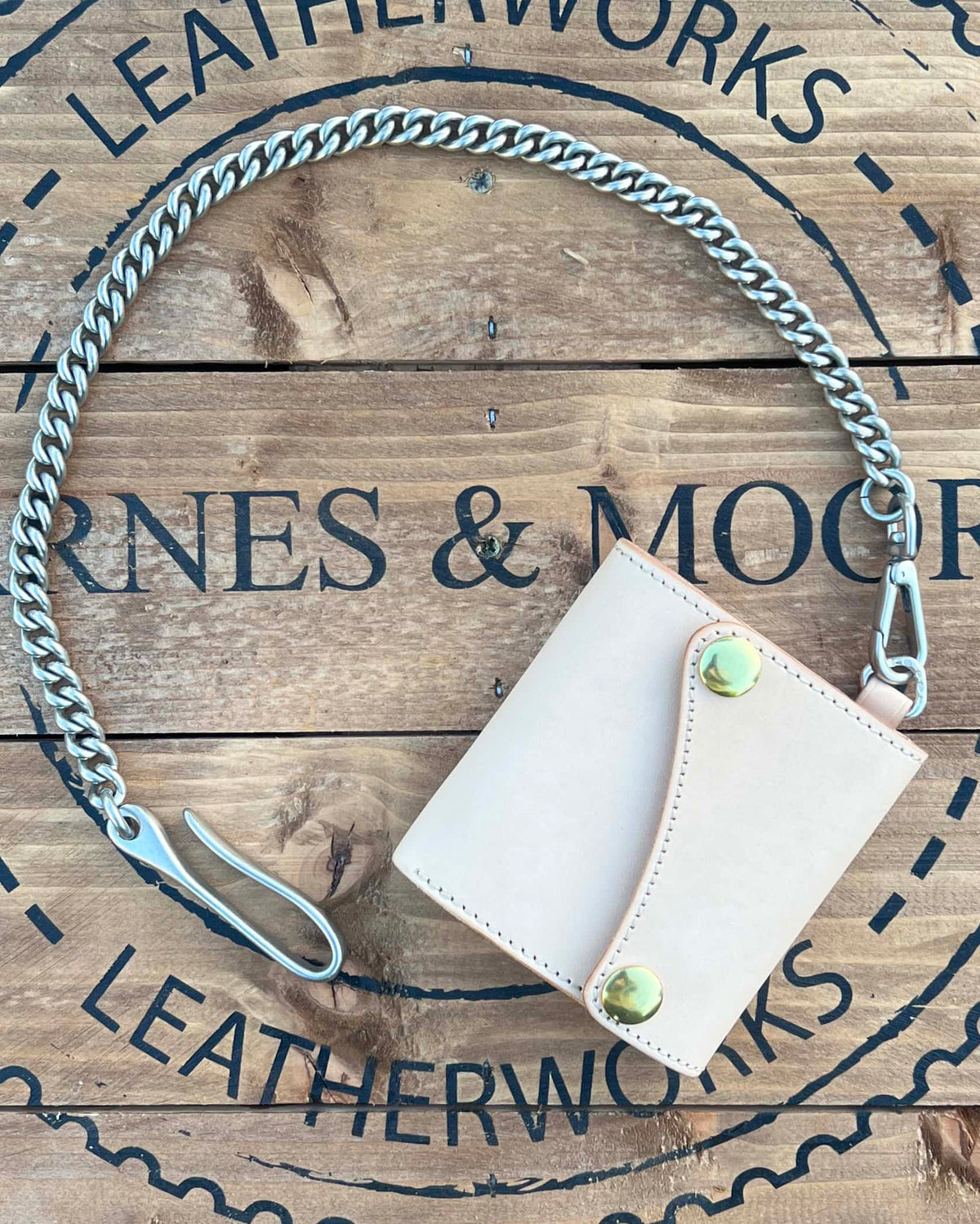 Barnes and Moore Sportsman Mid Leather Wallet - Silver Series Natural ...