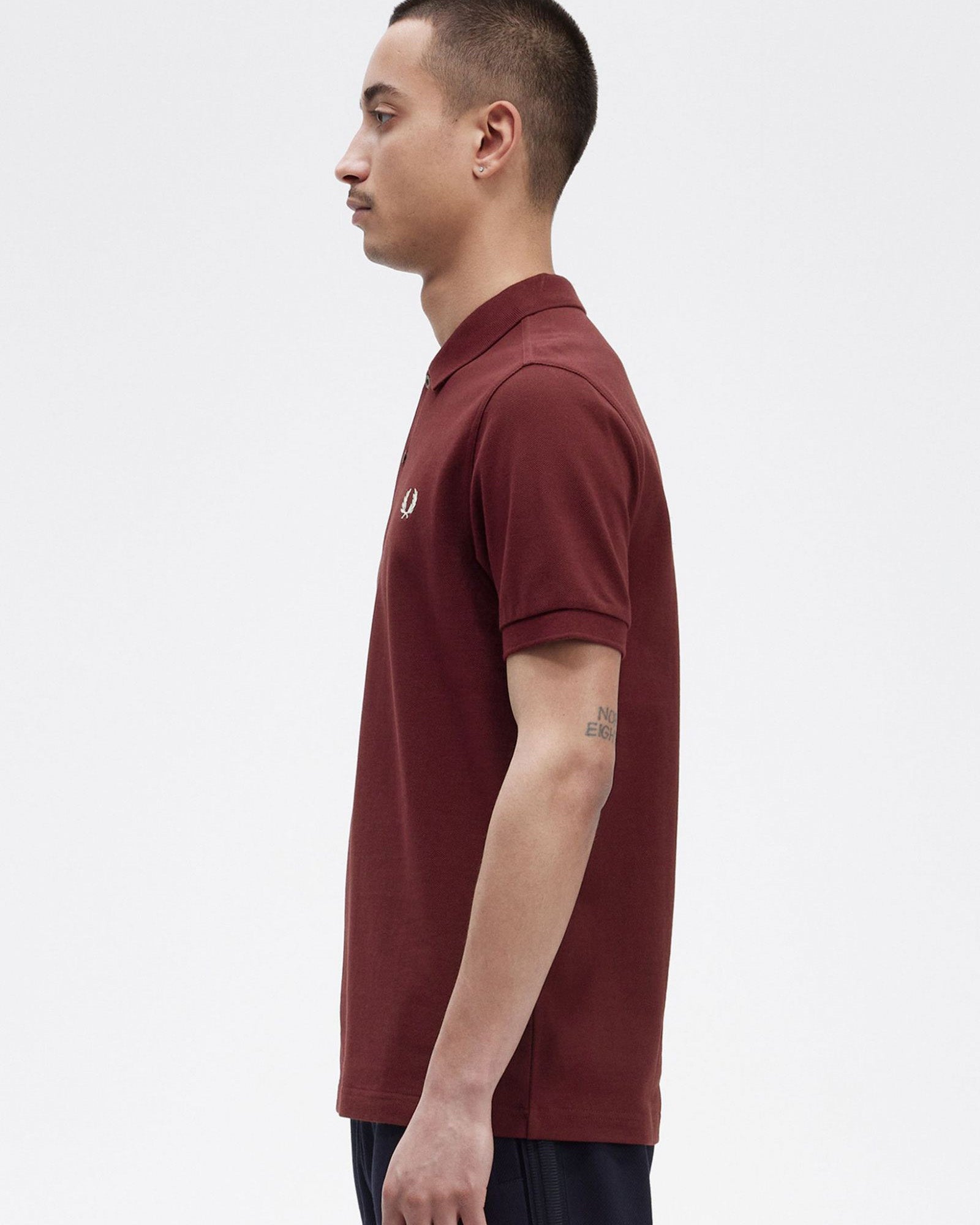 Fred Perry Plain Polo Shirt - Oxblood / Ecru – JEANSTORE